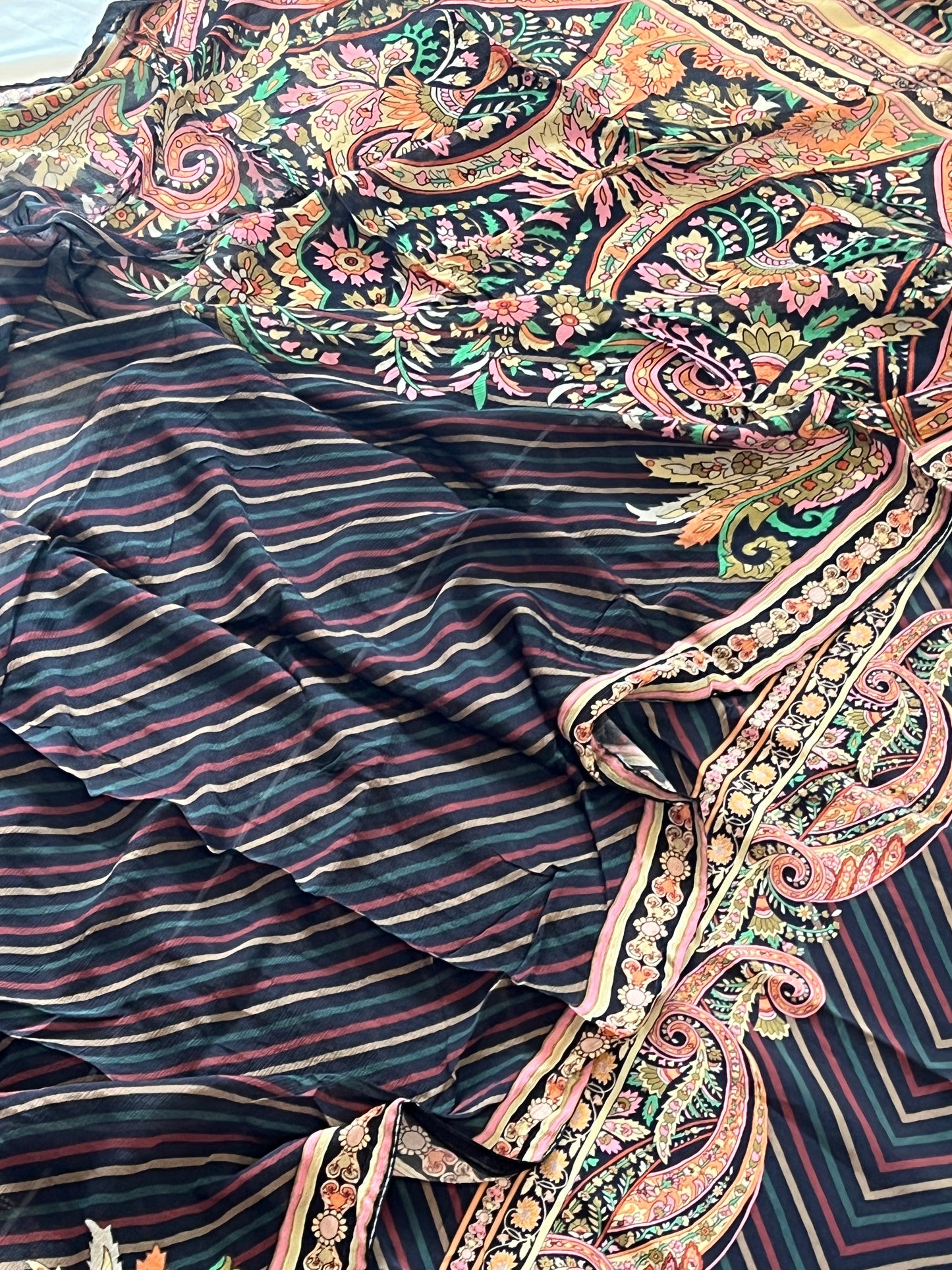 BLACK CRAPE EMBROIDERY SUIT 1873 – Alranafashion